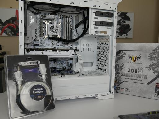 White Themed Z170 TUF Build - SABERTOOTH Z170S & 6600K & DUAL GTX 1070 ...