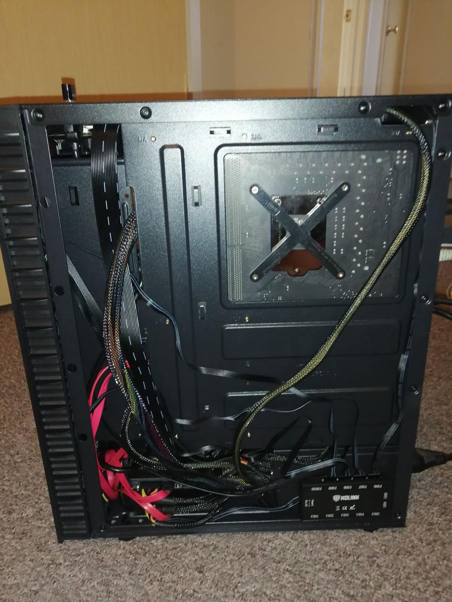 First time PC build - struggling to install 3.5" HDD : r/buildapc