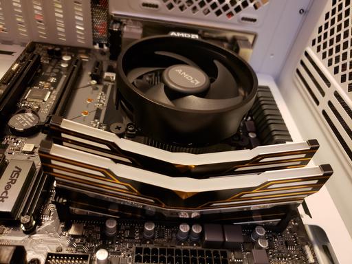 *2020-12 2400G Budget gaming in GPU Shortage times by CravinR1 - AMD Ryzen 5 2400G, Deepcool ...