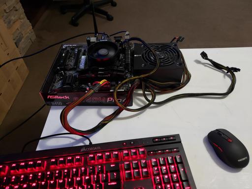 *2020-12 2400G Budget gaming in GPU Shortage times by CravinR1 - AMD Ryzen 5 2400G, Deepcool ...