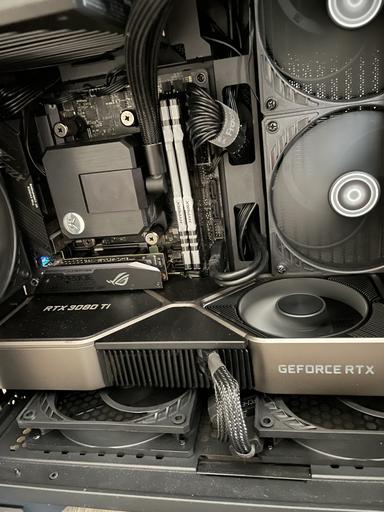 Not to small mini ITX - NO RGB - P200A - 3080 TI by mankeke - AMD Ryzen ...