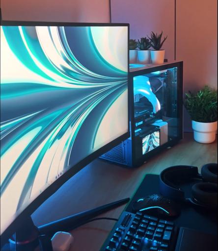 NZXT H210I Build w/Lian Li Strimer Plus Cables & In-Case mini Display ...