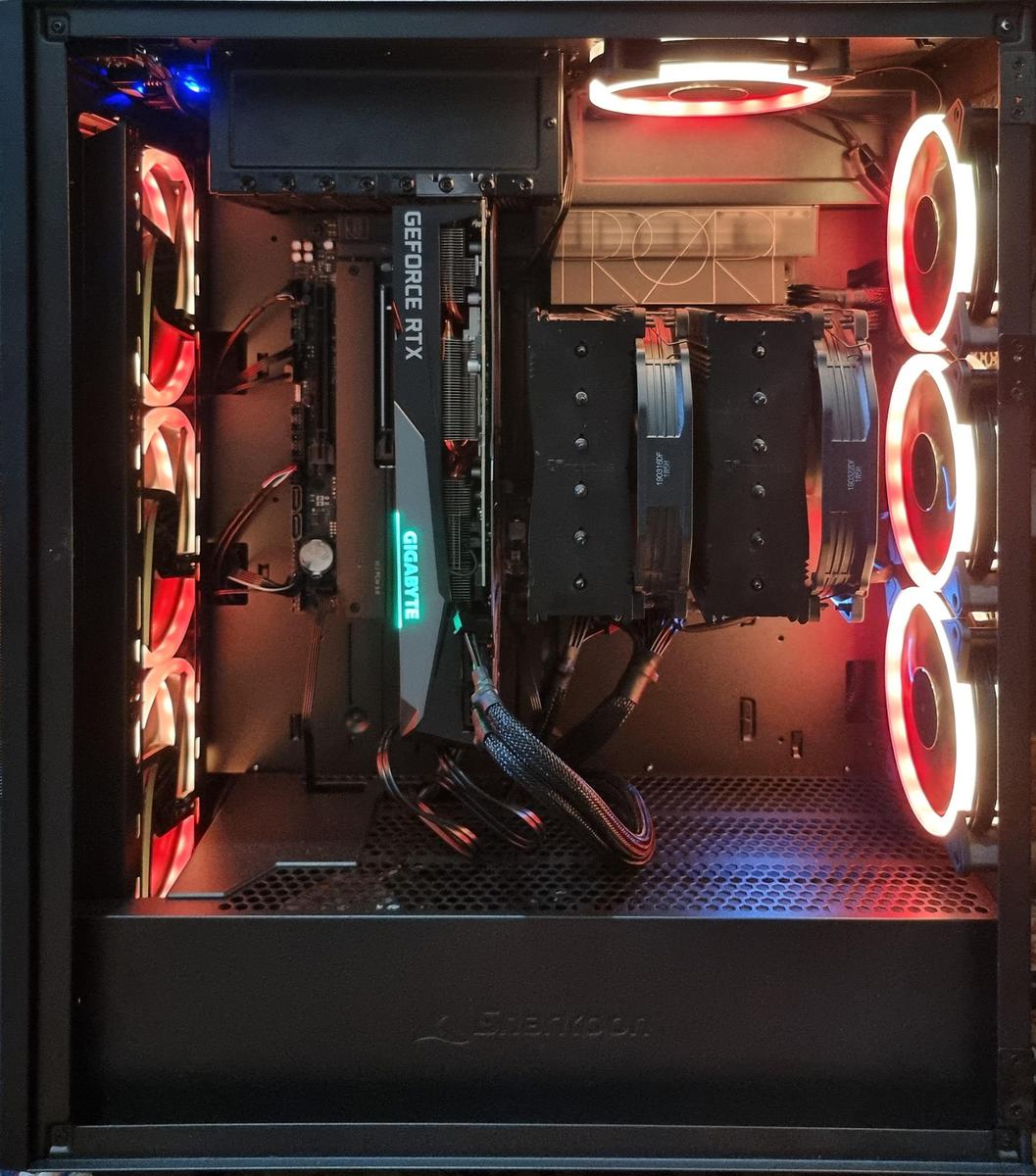 Ideal airflow direction (for me) - rotated MoBo, fully horizontal GPU ...