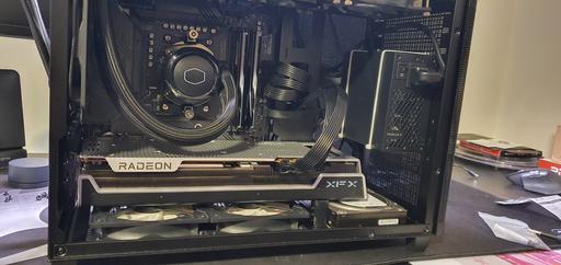 mATX MAXIMUM GPU Clearance! by AliTweel - AMD Ryzen 5 7600, Radeon RX ...