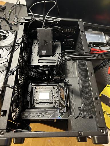 The _perfect_ ITX Build ;) [14900K/4090/4TB/AiO@ITX] by flashbeem ...