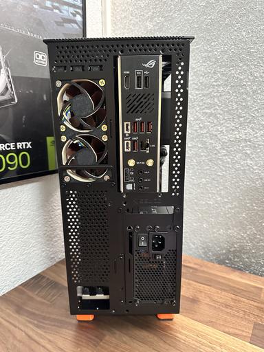 Mesh 2.0 by drakk11 - AMD Ryzen 7 7800X3D, GeForce RTX 4090, SSUPD ...