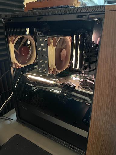 Classy build by lupt0n - Intel Core i7-13700KF, Radeon RX 6700 XT ...