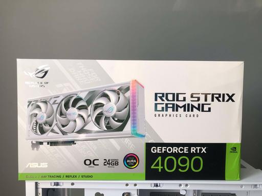 FINALLY by elmoBatallion7 - AMD Ryzen 7 7800X3D, GeForce RTX 4090, Lian ...