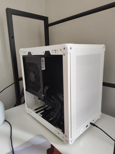Jonsbo Lunchbox PC by Itz_Di - AMD Ryzen 3 1300X, GeForce GTX 750 Ti ...