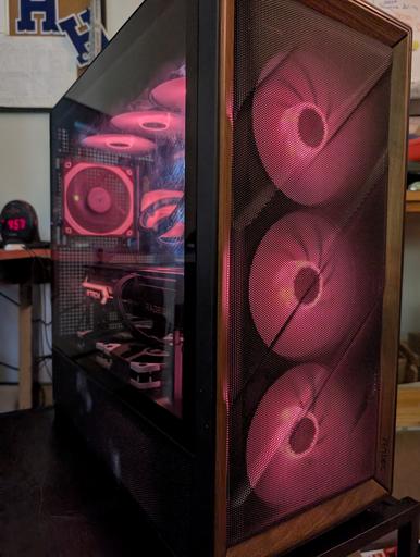 Endgame 1440p Build by Happyfeet0402 - AMD Ryzen 7 9800X3D, Radeon RX ...