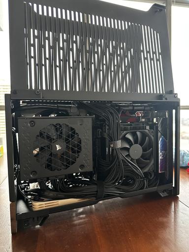 Fractal Terra RTX 4070Ti Super by DarrenT1ng - AMD Ryzen 7 7700 ...